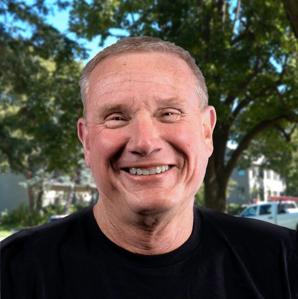 Dale Banks - Moose Roofing