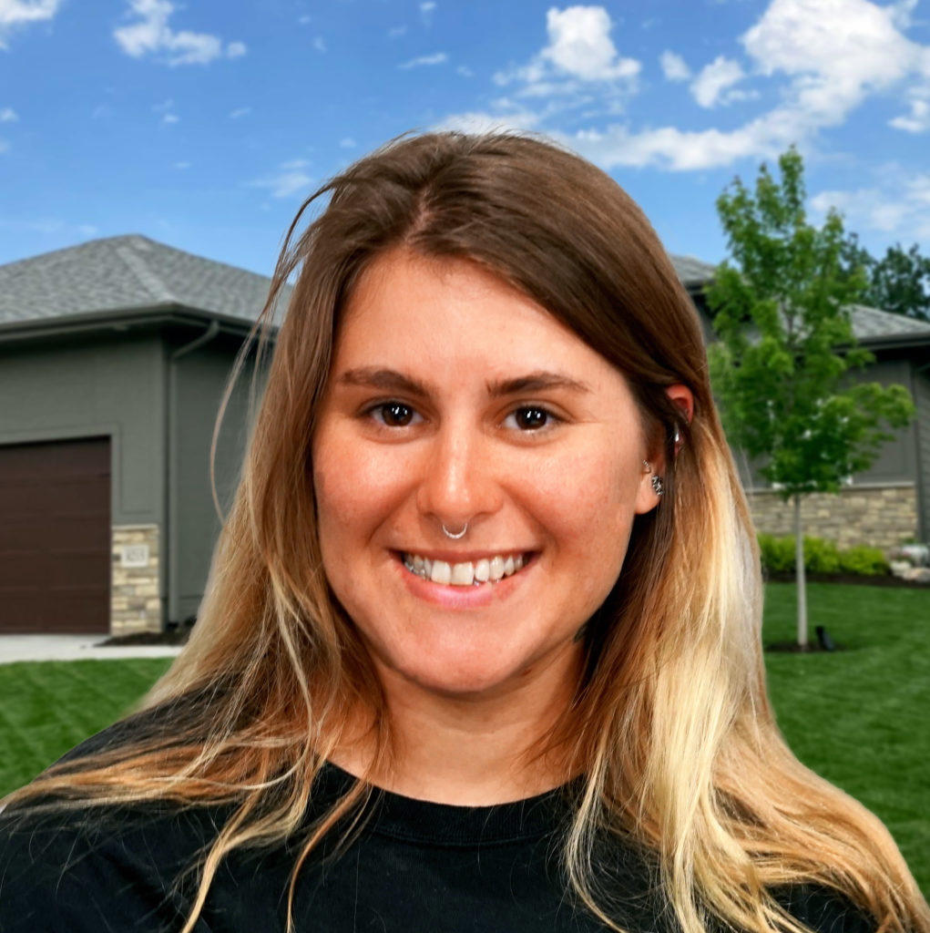 Laura Vanderpool - Moose Roofing